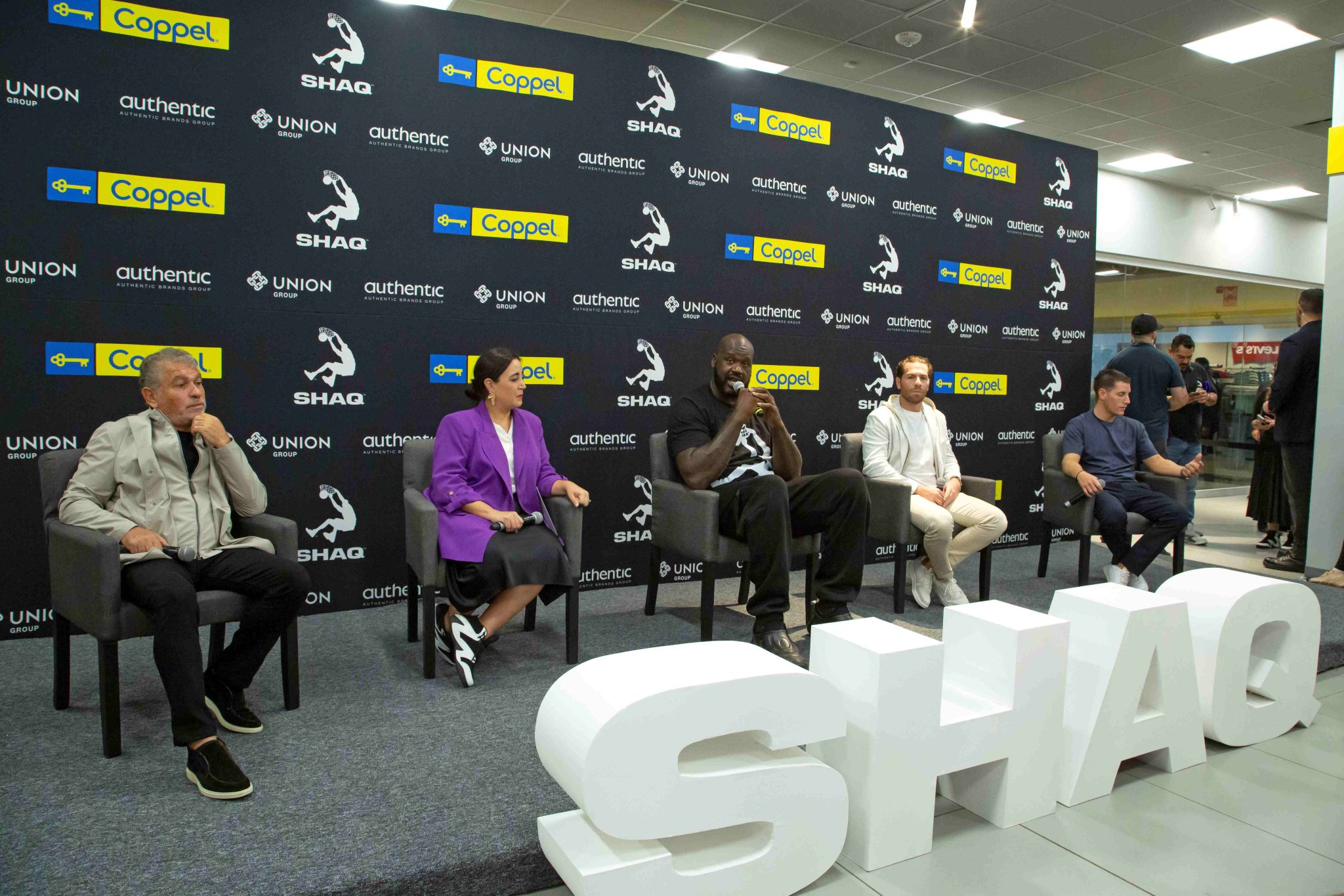 Shaquille O'Neal llega a Coppel