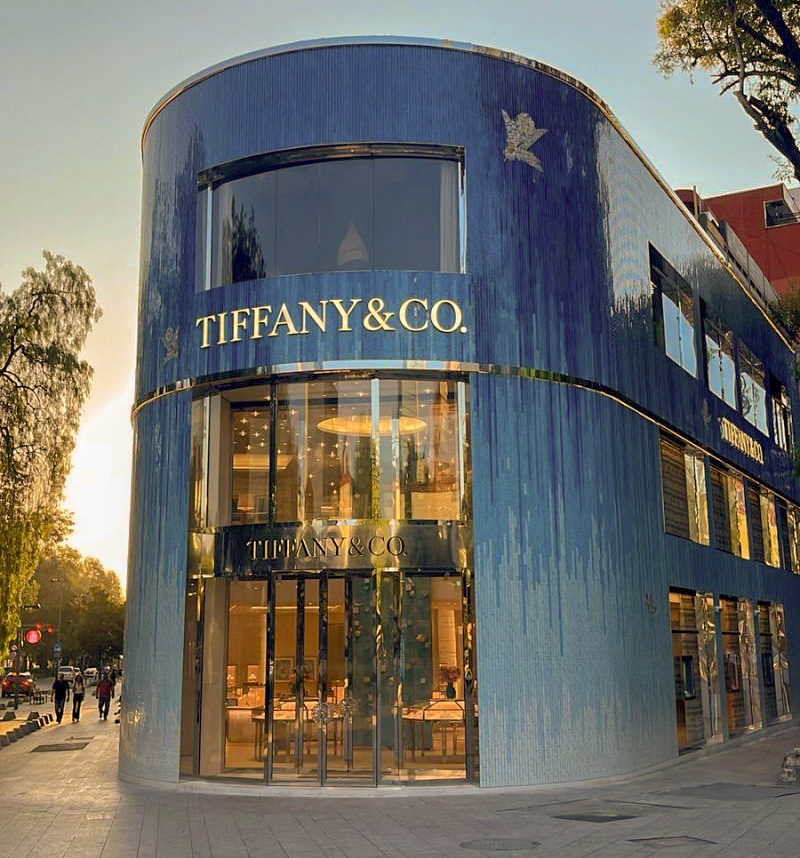 CBRE México cierra transacción exitosa de la nueva tienda de Tiffany ...
